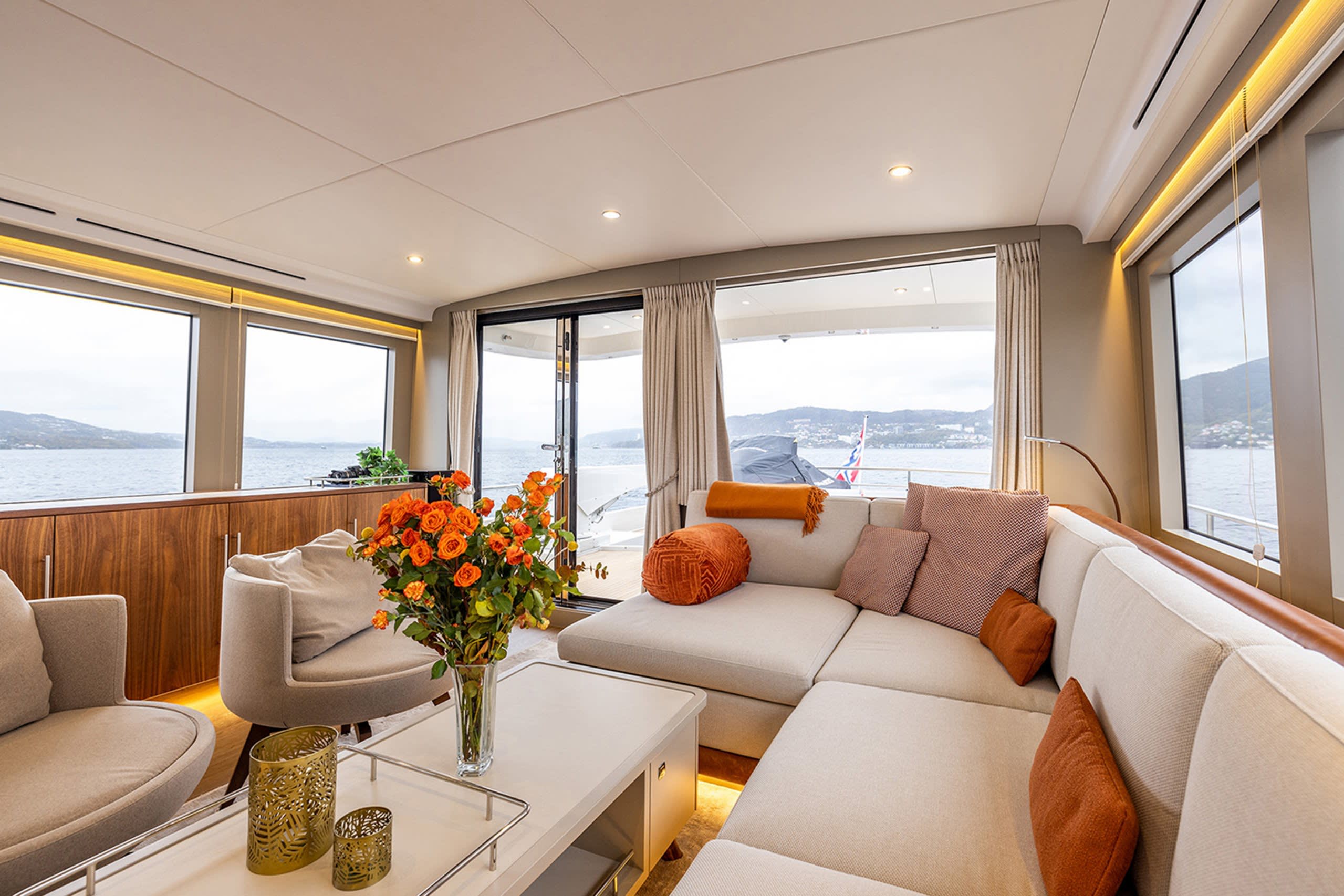 Steeler 61S Electric | Motor Yacht | Y.CO